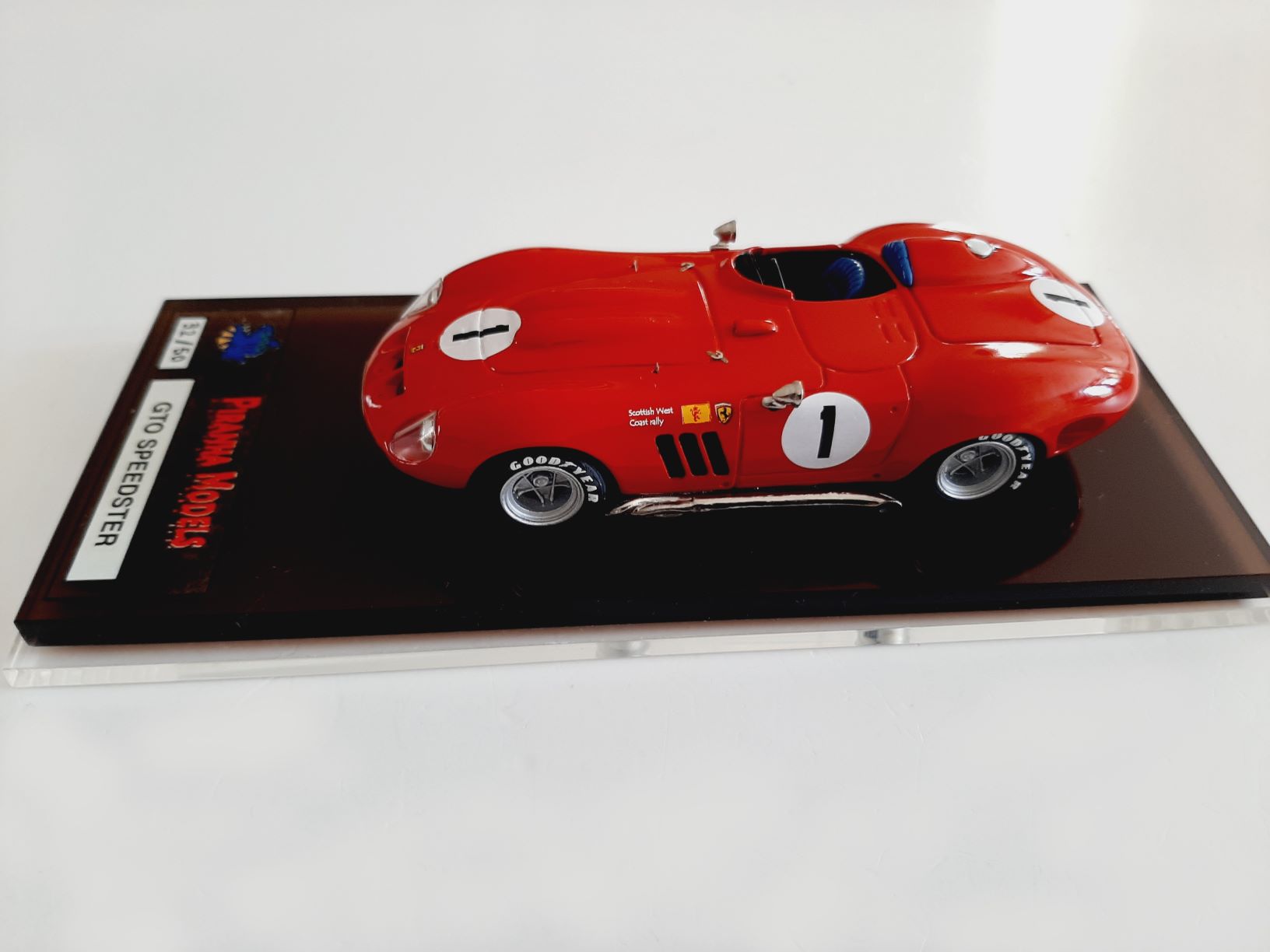 M. Craig : Ferrari 250 GTO Speedster, Modelart111