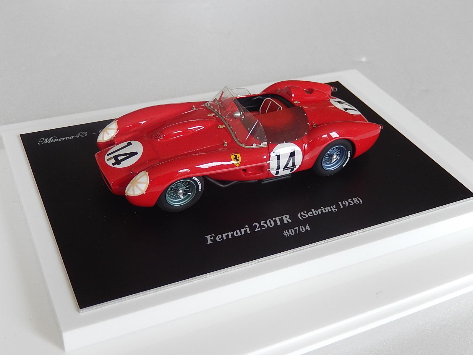 Minerva43 / Fred Suber : Ferrari 250 TR #0704 winner Sebring 58 ...