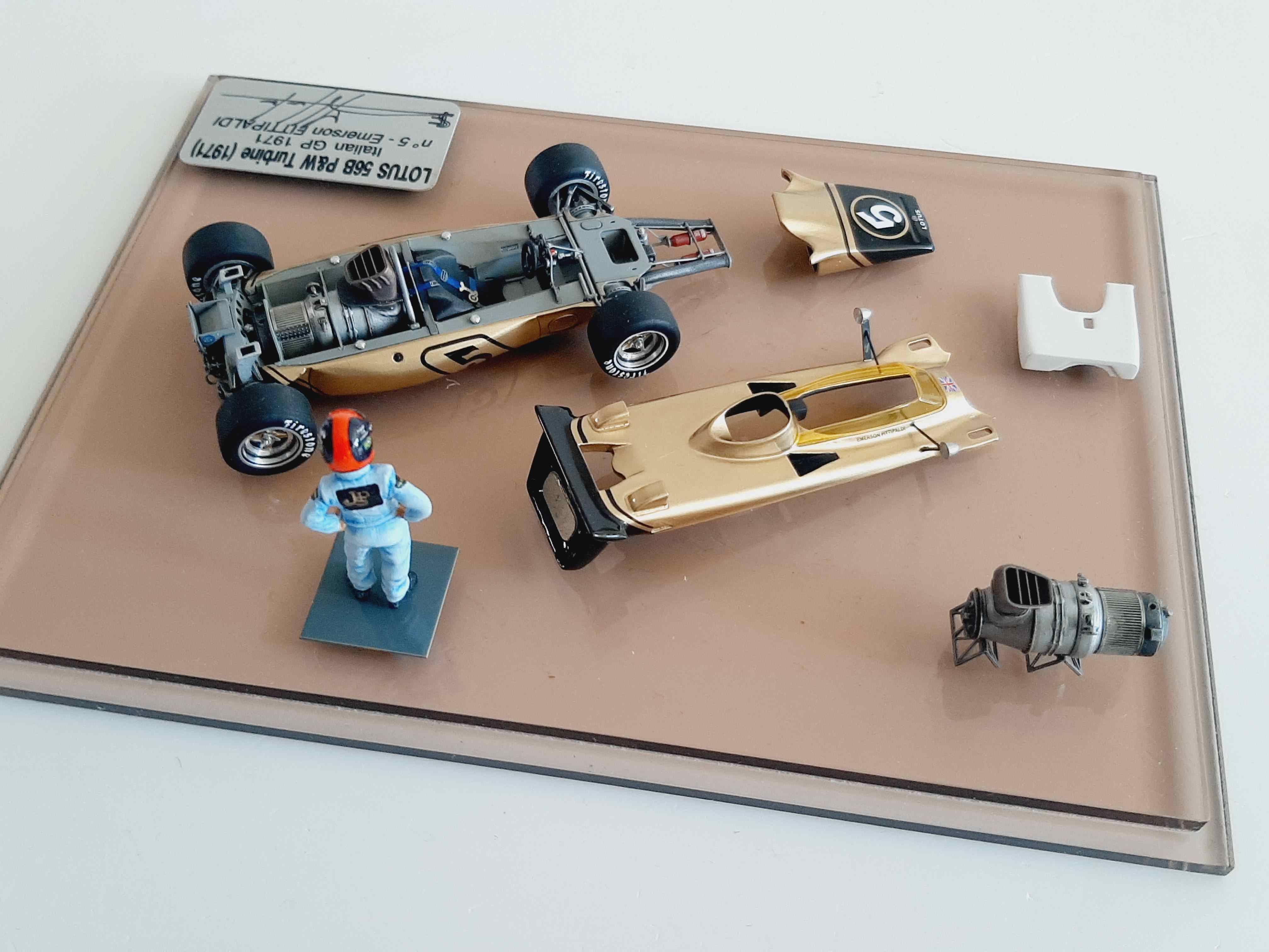 F. Suber : Lotus 56B turbine Italian GP 1971, Modelart111