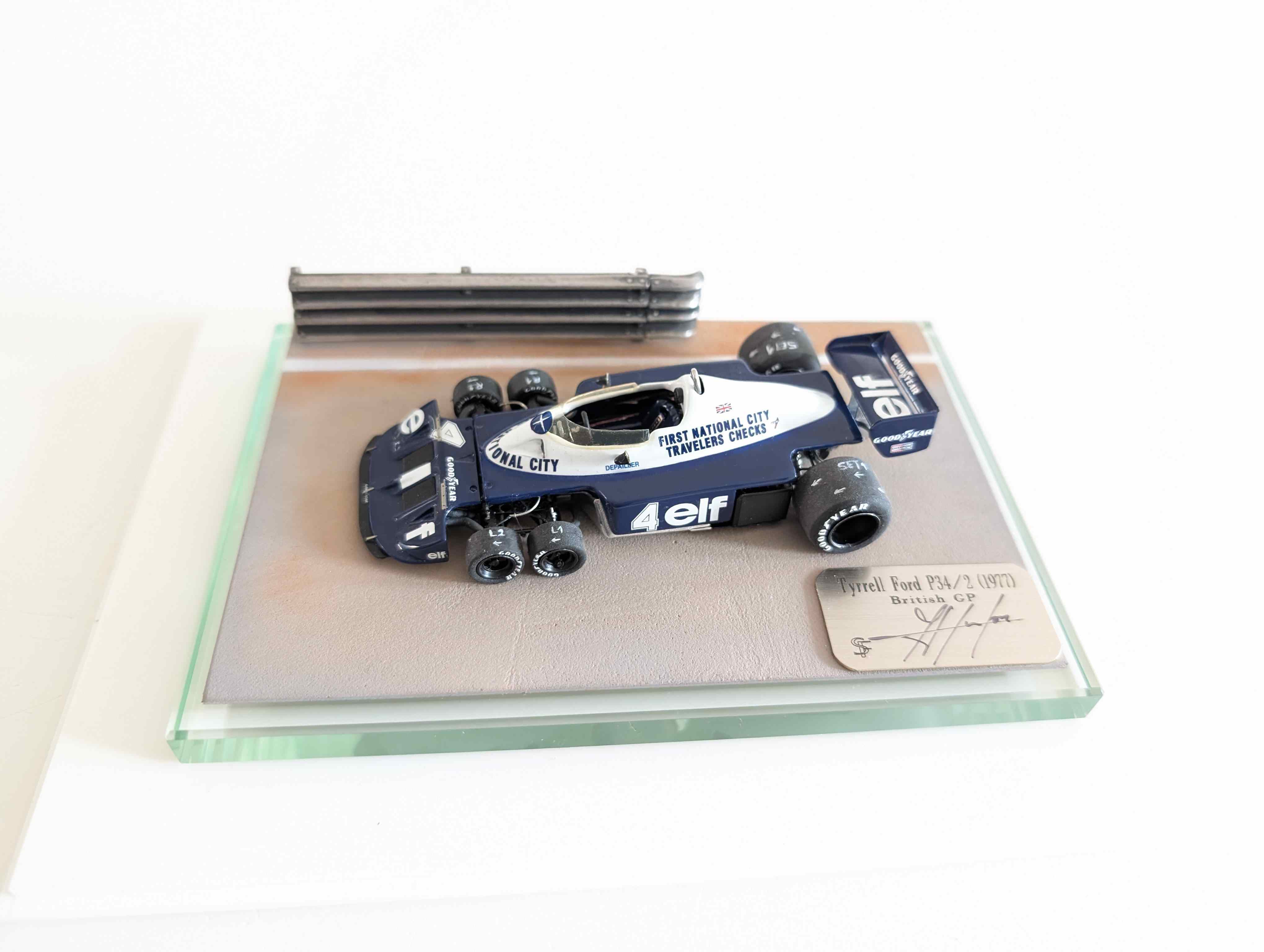 F. Suber : Tyrell Ford P34 /2 British GP 1977, Modelart111